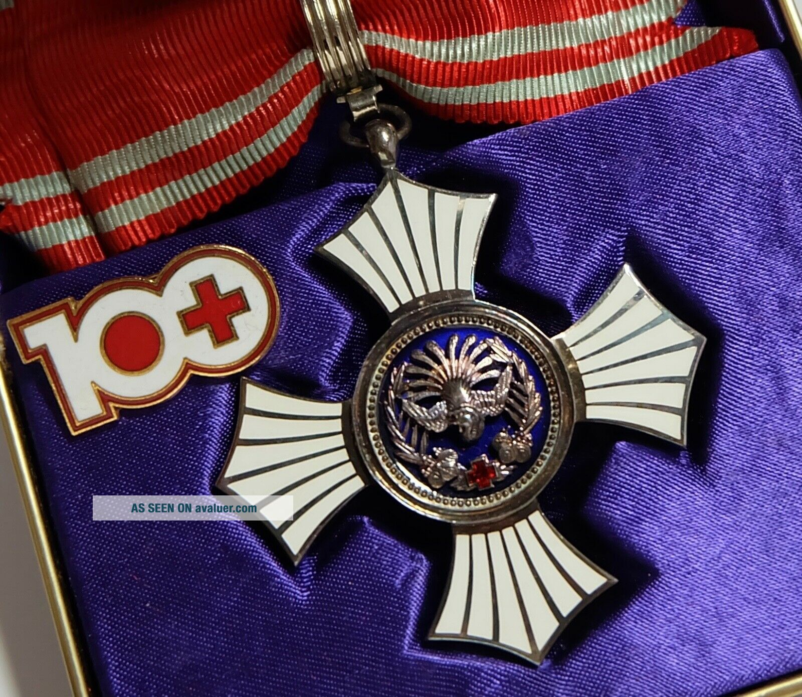 STERLING JAPANESE RED CROSS WOMEN ' S SILVER MERIT MEDAL 100 YEAR PIN ...