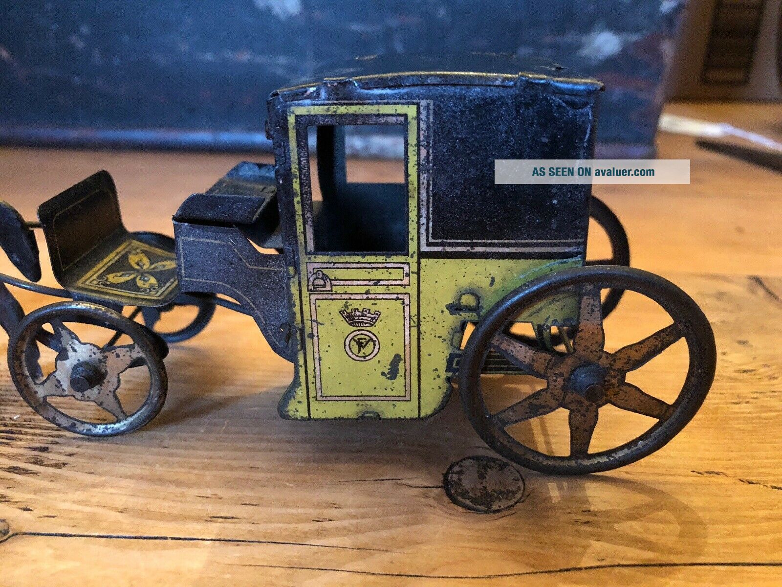 RARE GERMAN PENNY TOY Horse Drawn Carriage Tin | #95452