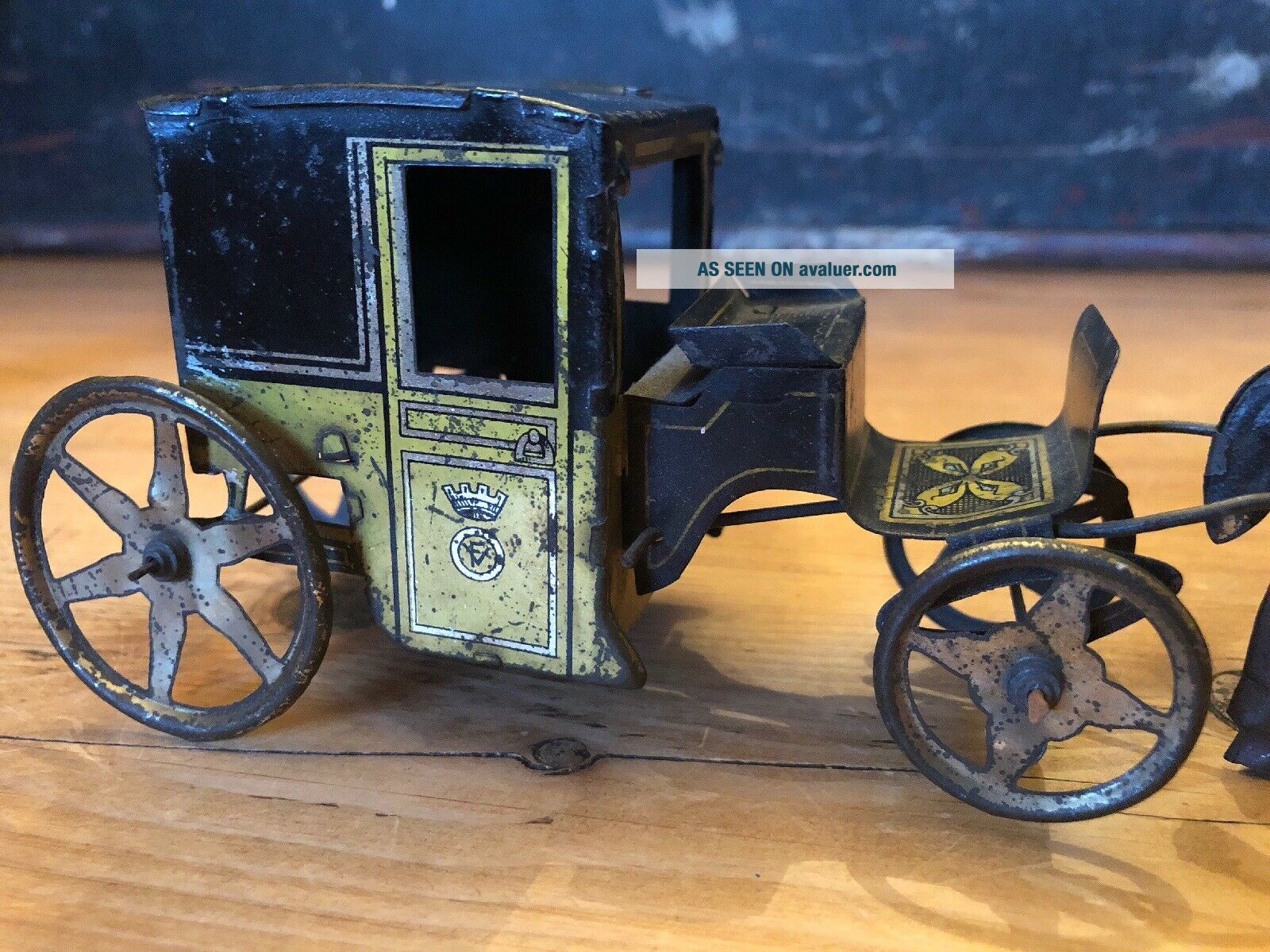 RARE GERMAN PENNY TOY Horse Drawn Carriage Tin | #95452
