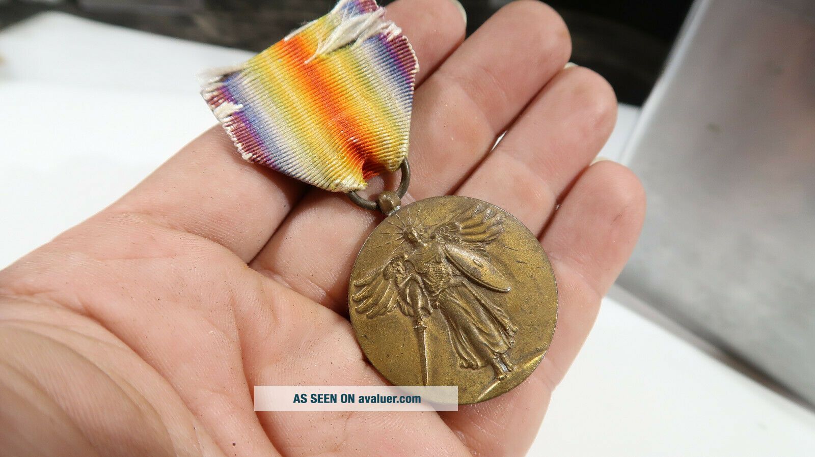 WWI US Army Victory Medal With Full Wrapped Brooch | #107118