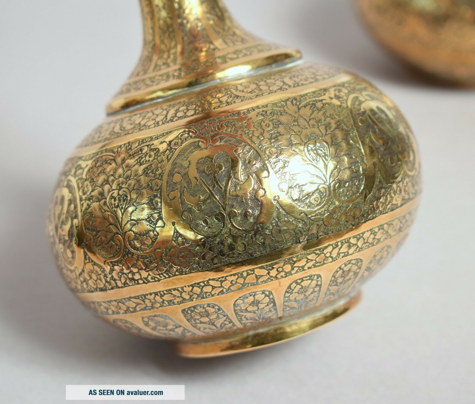 GOOD ANTIQUE ISLAMIC PERSIAN INDIAN ENGRAVED BRASS VASES AND BOXES ...