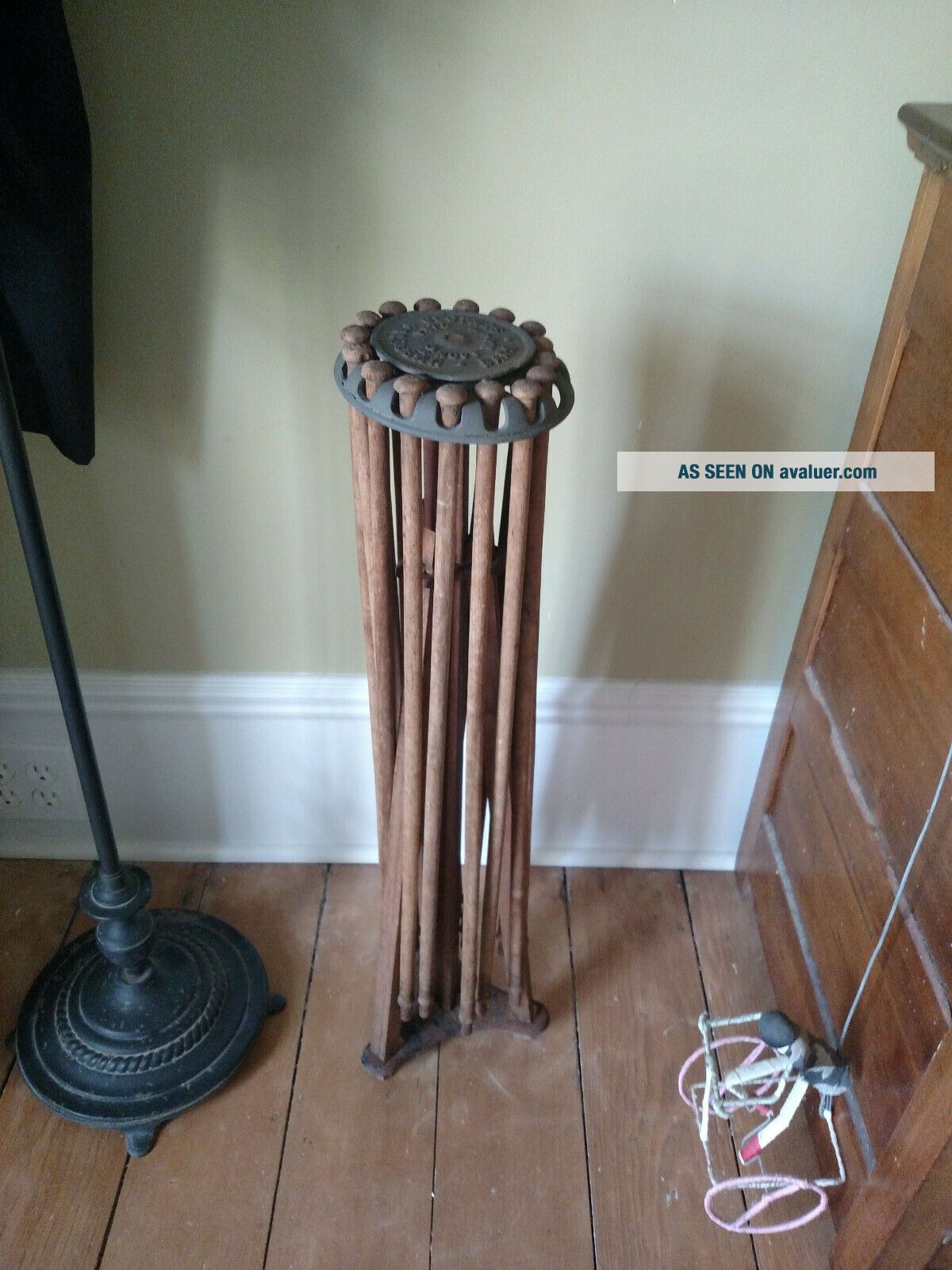 Vintage Wood Spindle Clothes Drying Tripod Rack Pat ' D 1904 Umbrella ...