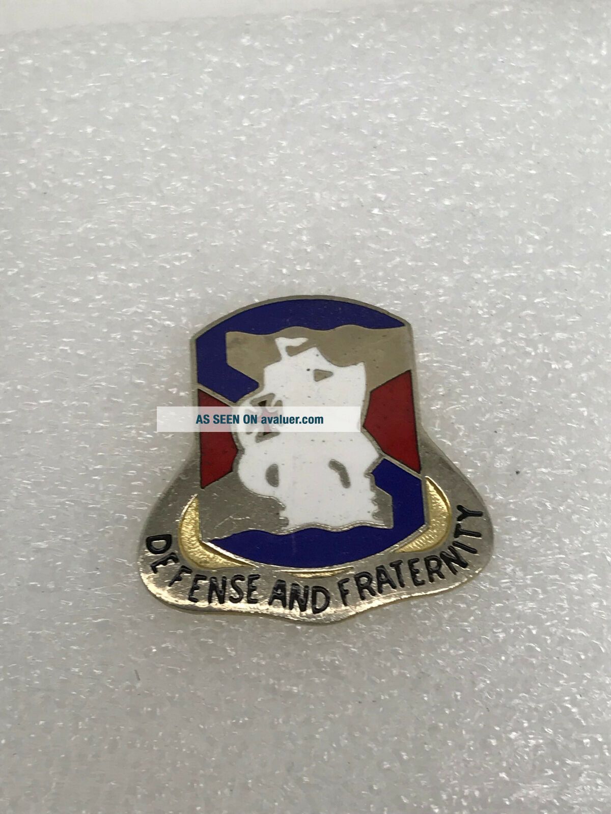 US Military Lapel Insignia Pin US Army South Unit Crest Defense ...