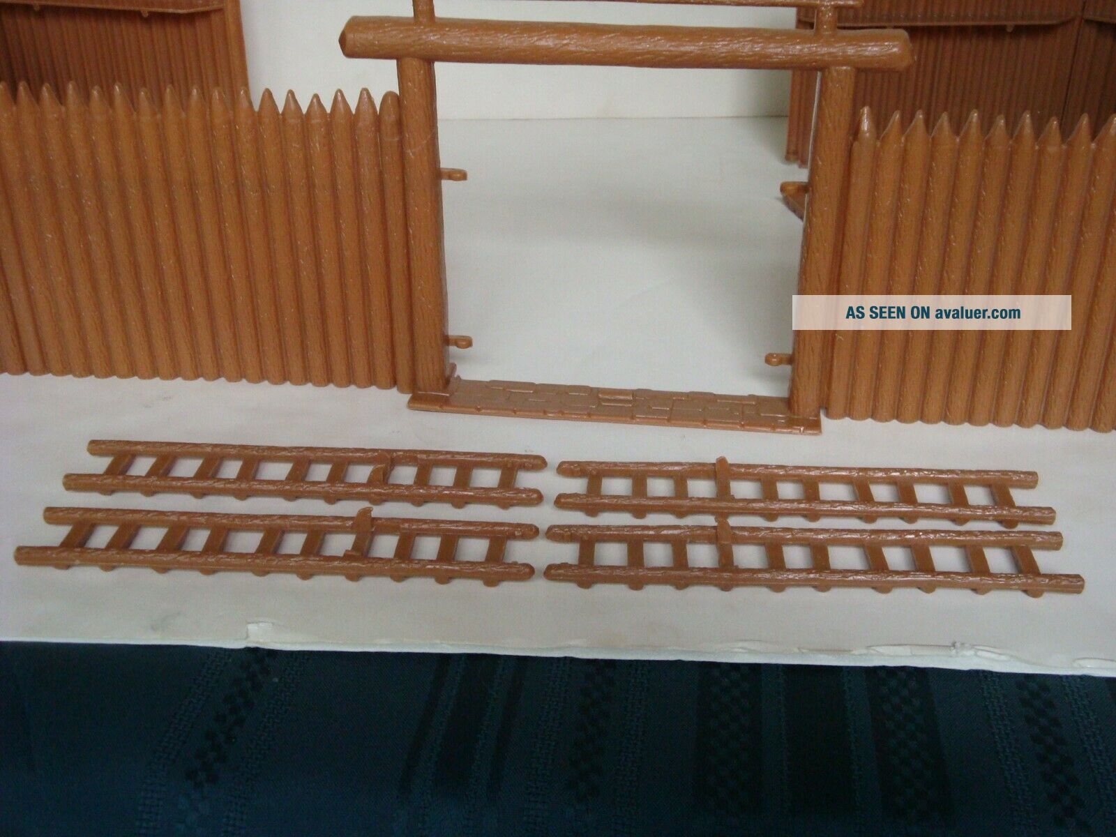 Marx 3612 Fort Apache Stockade / Complete Stockade W/ Early 6 Piece ...