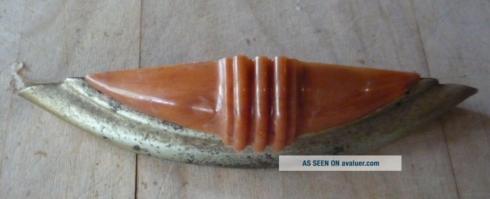 3 Antique Drawer Pulls - Art Deco Furniture Handles - Bakelite | #389912