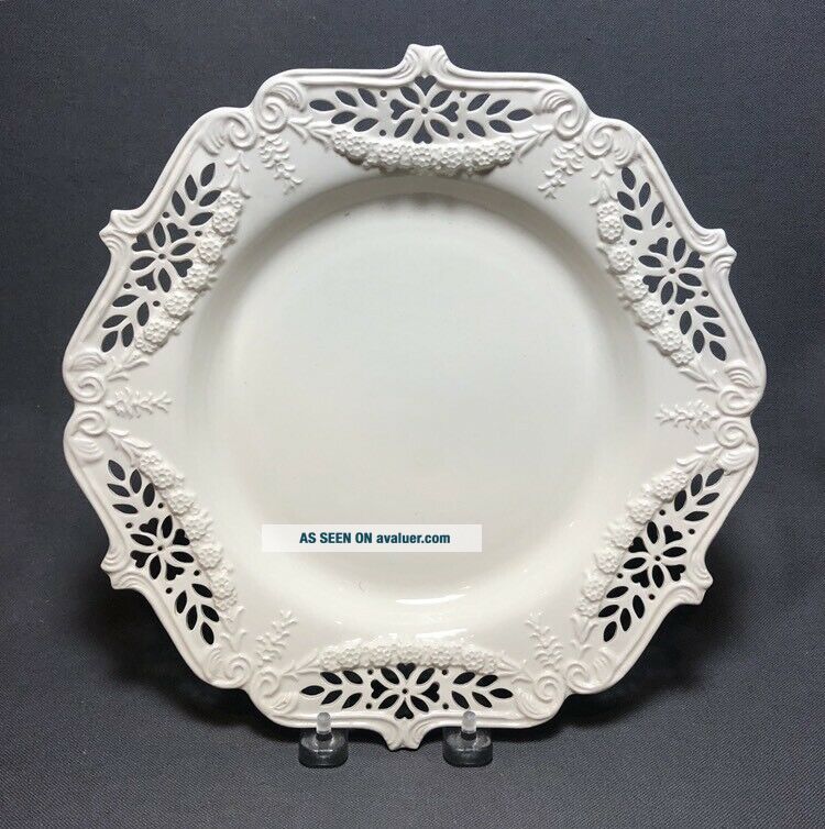 20th Century English Creamware Pottery Leedsware Plate | #393166