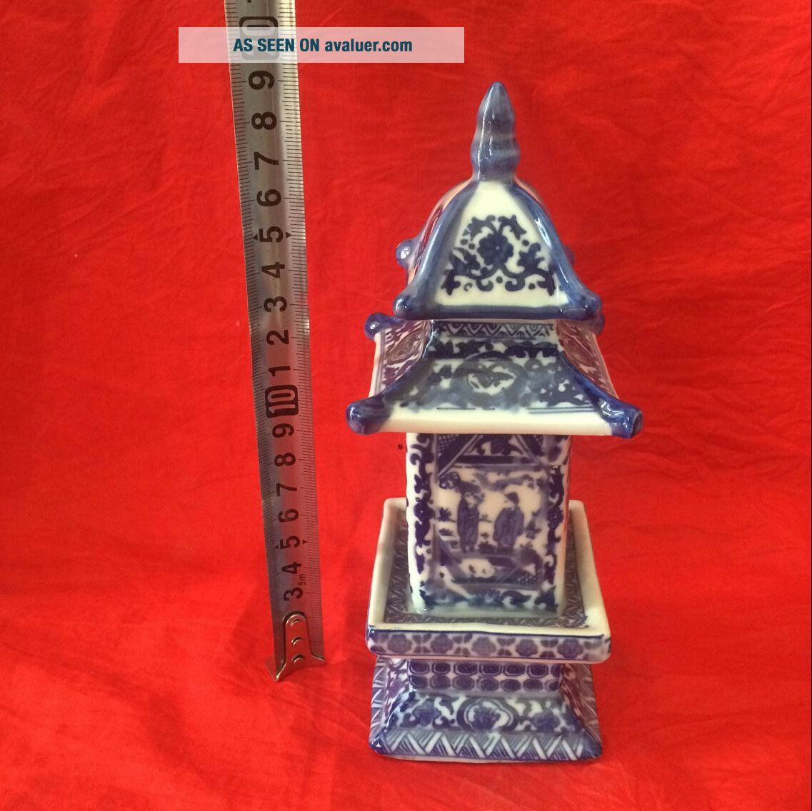 Antique （2）Chinese Ancient Pagoda Of Blue And White Porcelain Vases ...