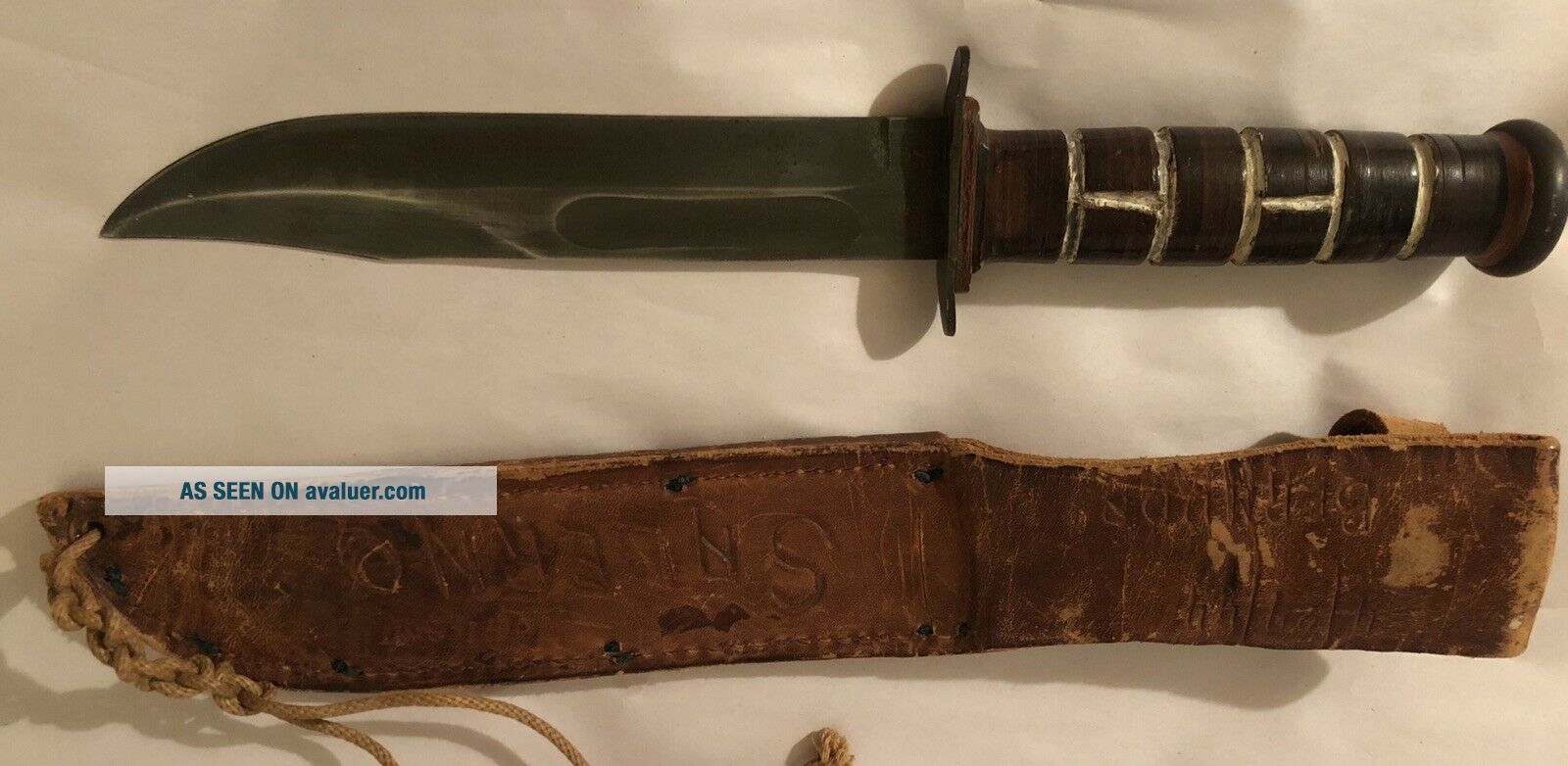 VINTAGE WWII PAL RH 37 USN NAVY FIGHTING KNIFE WITH SHEATH CARVINGS OF ...