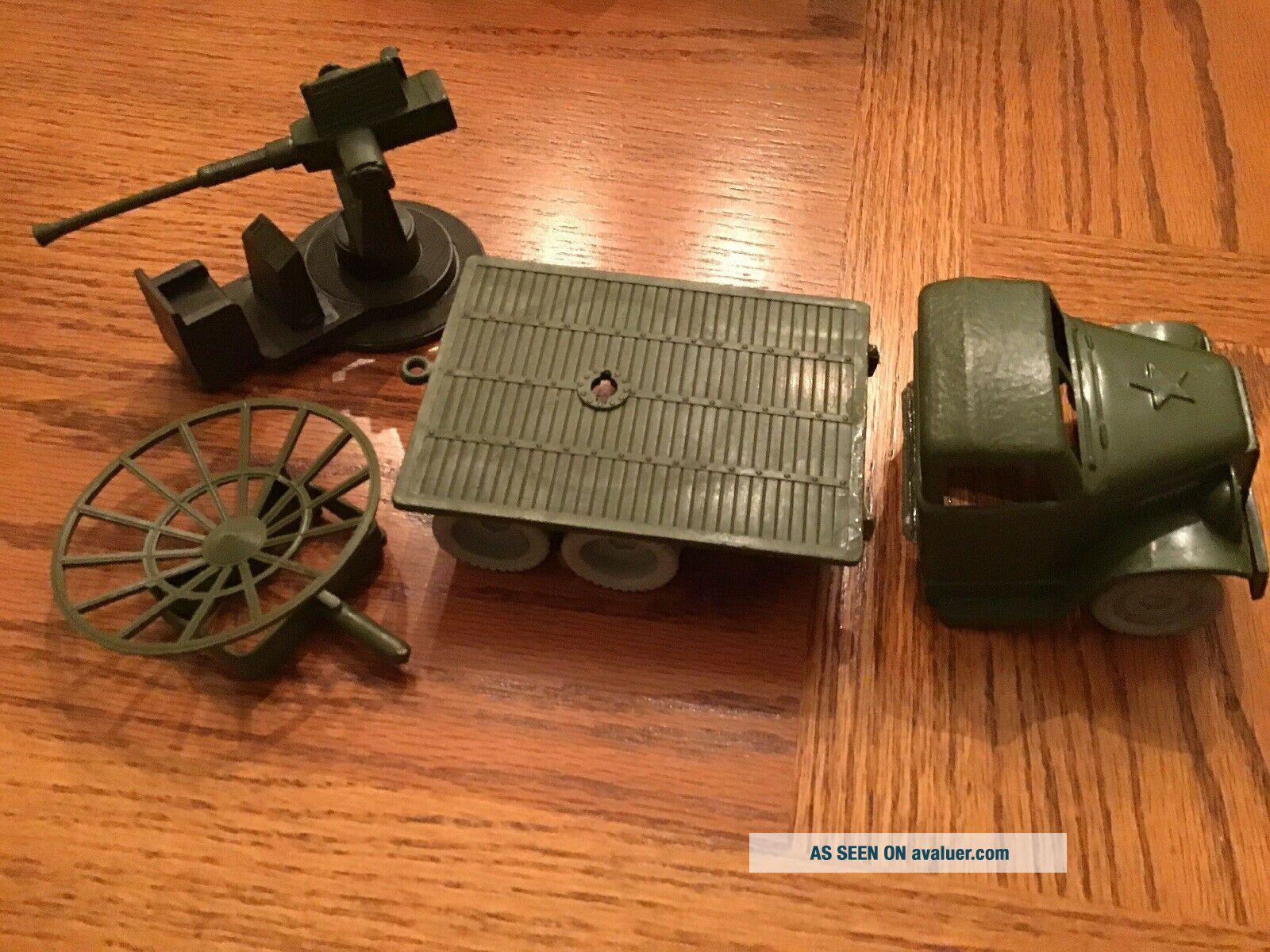 Marx US Army Training Center Flat Bed Truck, Radar Dish, Gun Spare ...