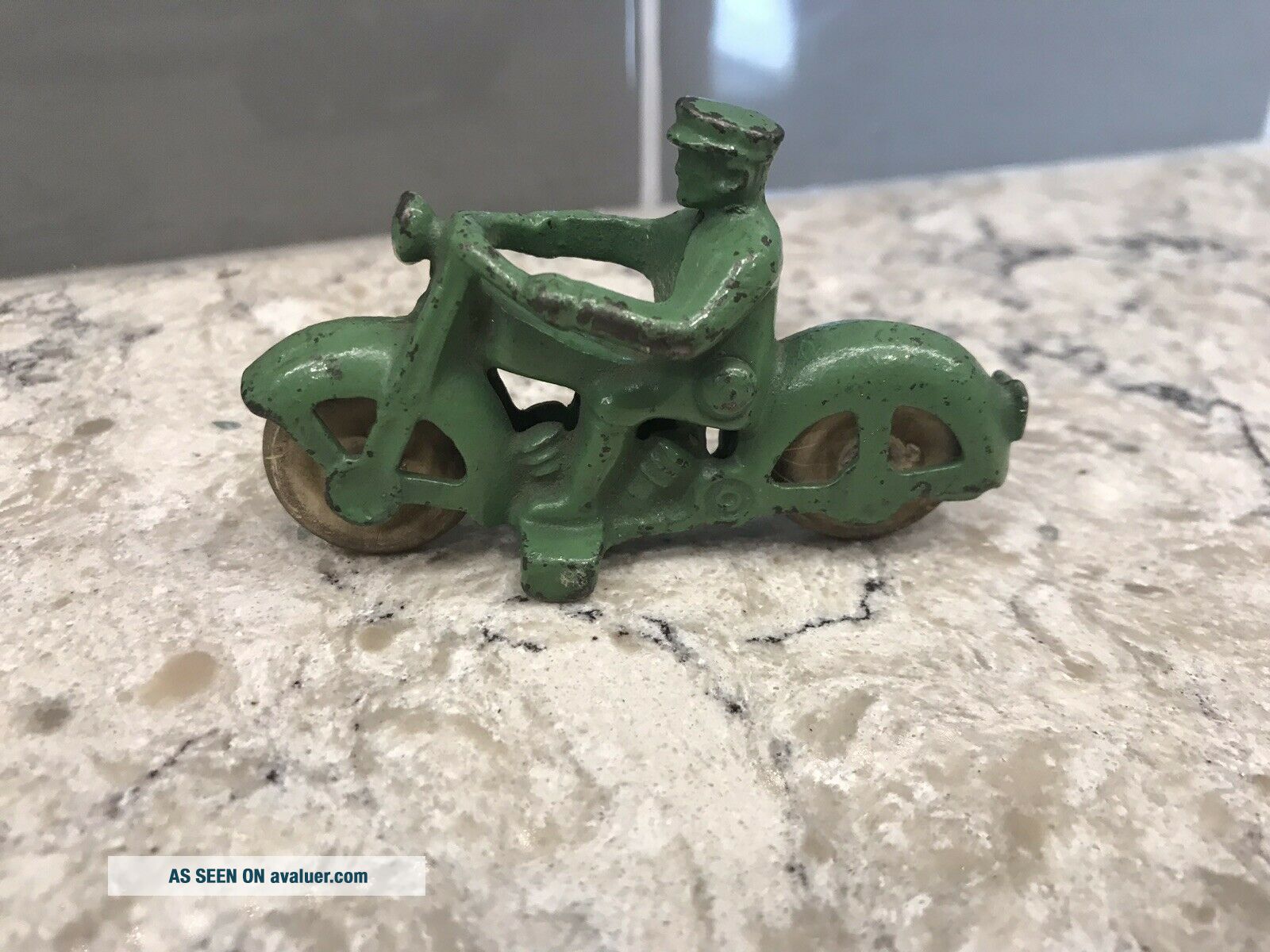 VINTAGE 1930 ' S CAST IRON HUBLEY SIREN And HEADLIGHT POLICE MOTORCYCLE ...