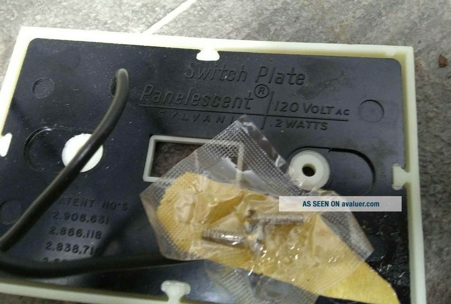 NOS Sylvania Panelescent Illuminated Lighted Vintage Light Switch Plate ...