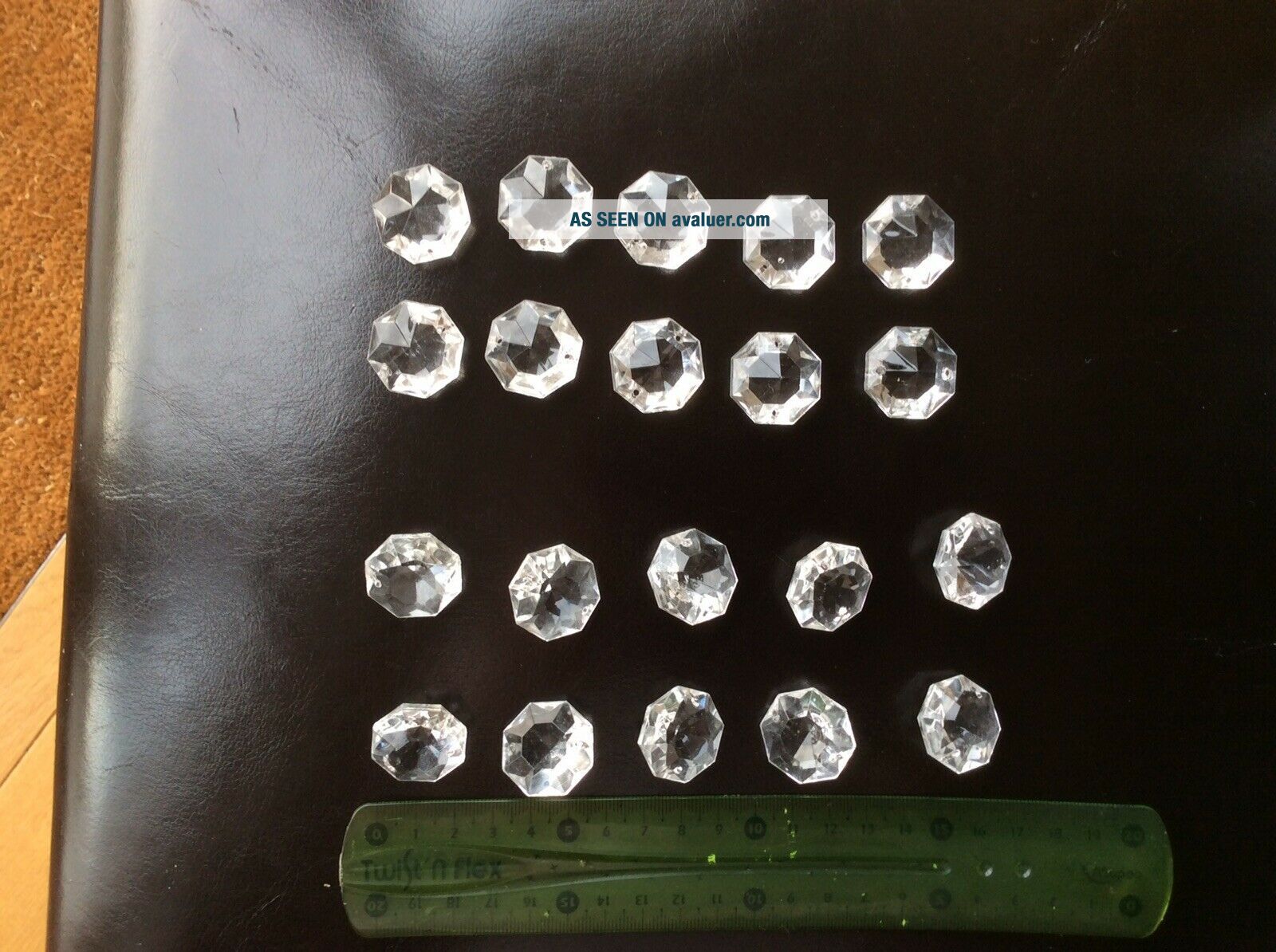 20 VINTAGE LARGE OCTAGONAL 25mm PRISMS FOR CHANDELIER. | #456695