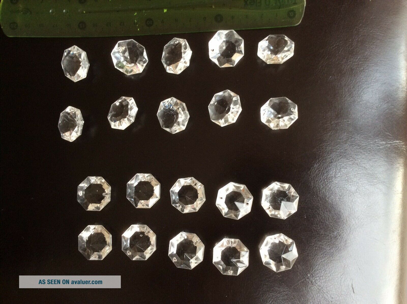 20 VINTAGE LARGE OCTAGONAL 25mm PRISMS FOR CHANDELIER. | #456695