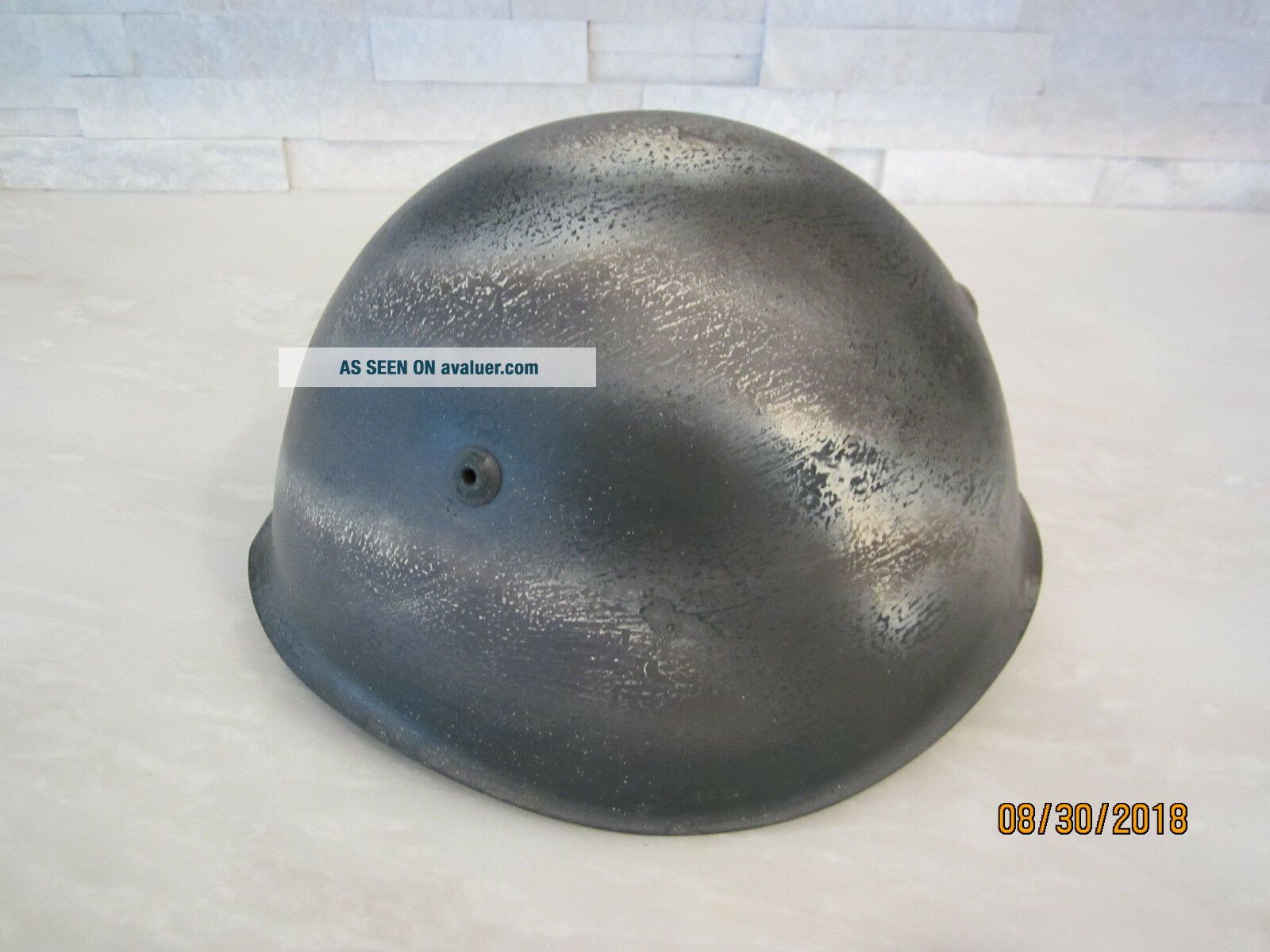 WWII ITALIAN M33 HELMET CAMO PAINT STAMPED SRM | #490921