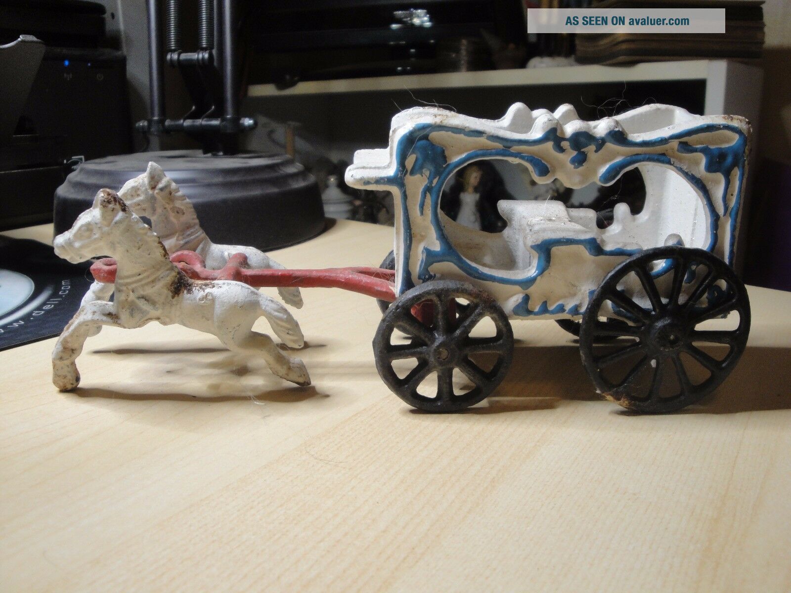 Cast Iron Circus Carriage With Horses. | #507141