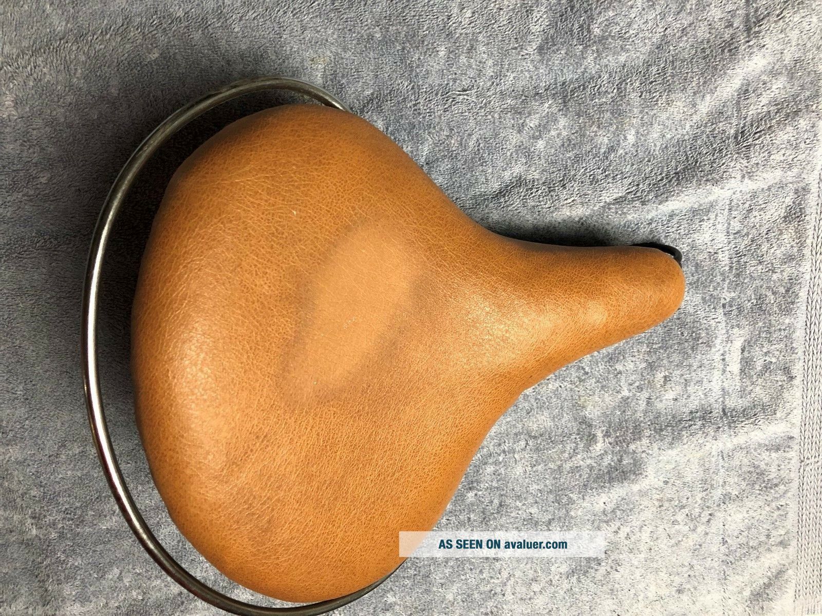 VINTAGE 1950 ' S CIRCA PERSONS BICYCLE SADDLE WITH CRASH RAIL, | #510970