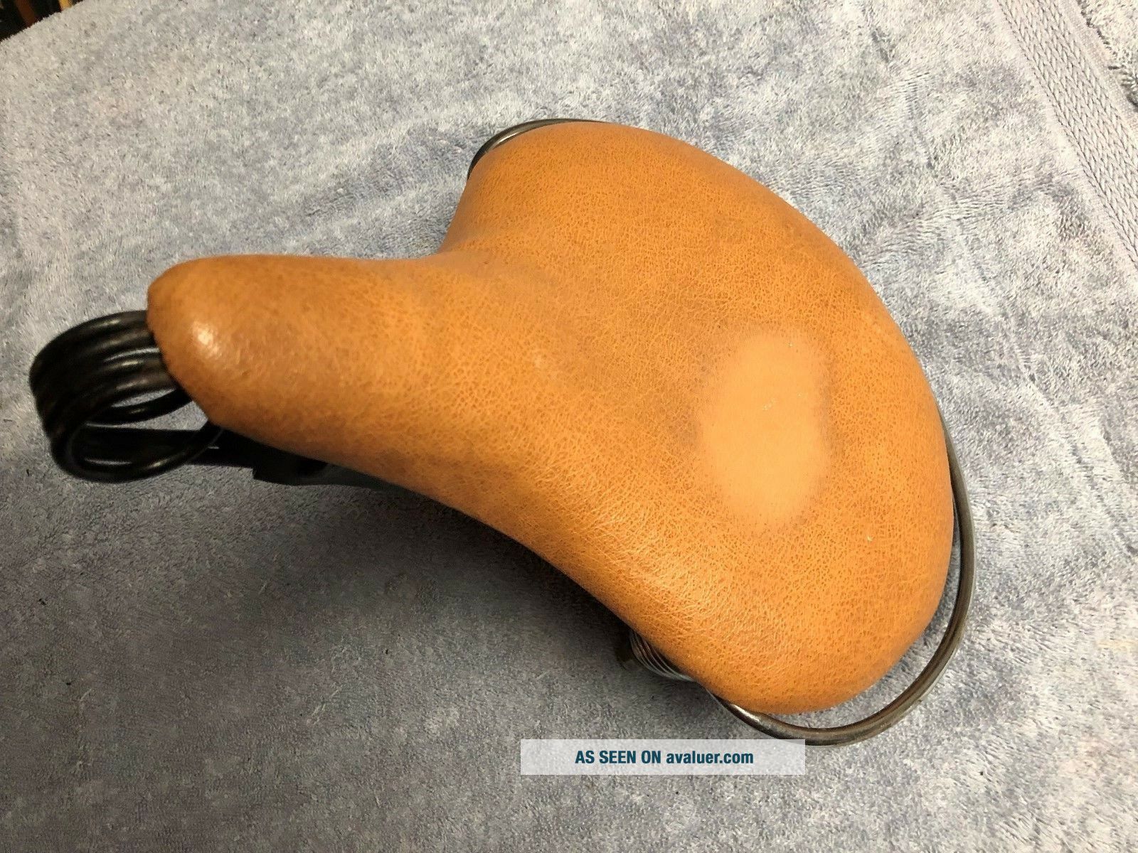 VINTAGE 1950 ' S CIRCA PERSONS BICYCLE SADDLE WITH CRASH RAIL, | #510970
