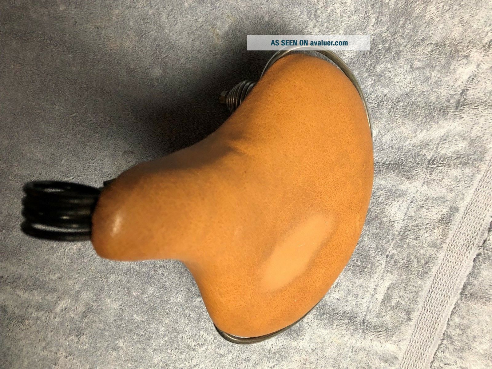 VINTAGE 1950 ' S CIRCA PERSONS BICYCLE SADDLE WITH CRASH RAIL, | #510970