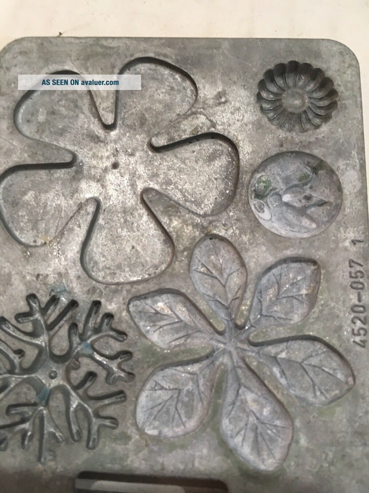 Mattel Thing Maker Set Of Four Fun Flowers Metal Molds | #513388