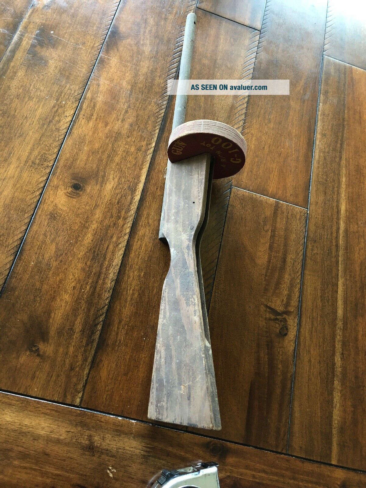 FOLK ART WOODEN TOY RIFLE, 24”. A RICH TOY G - 100 | #538397
