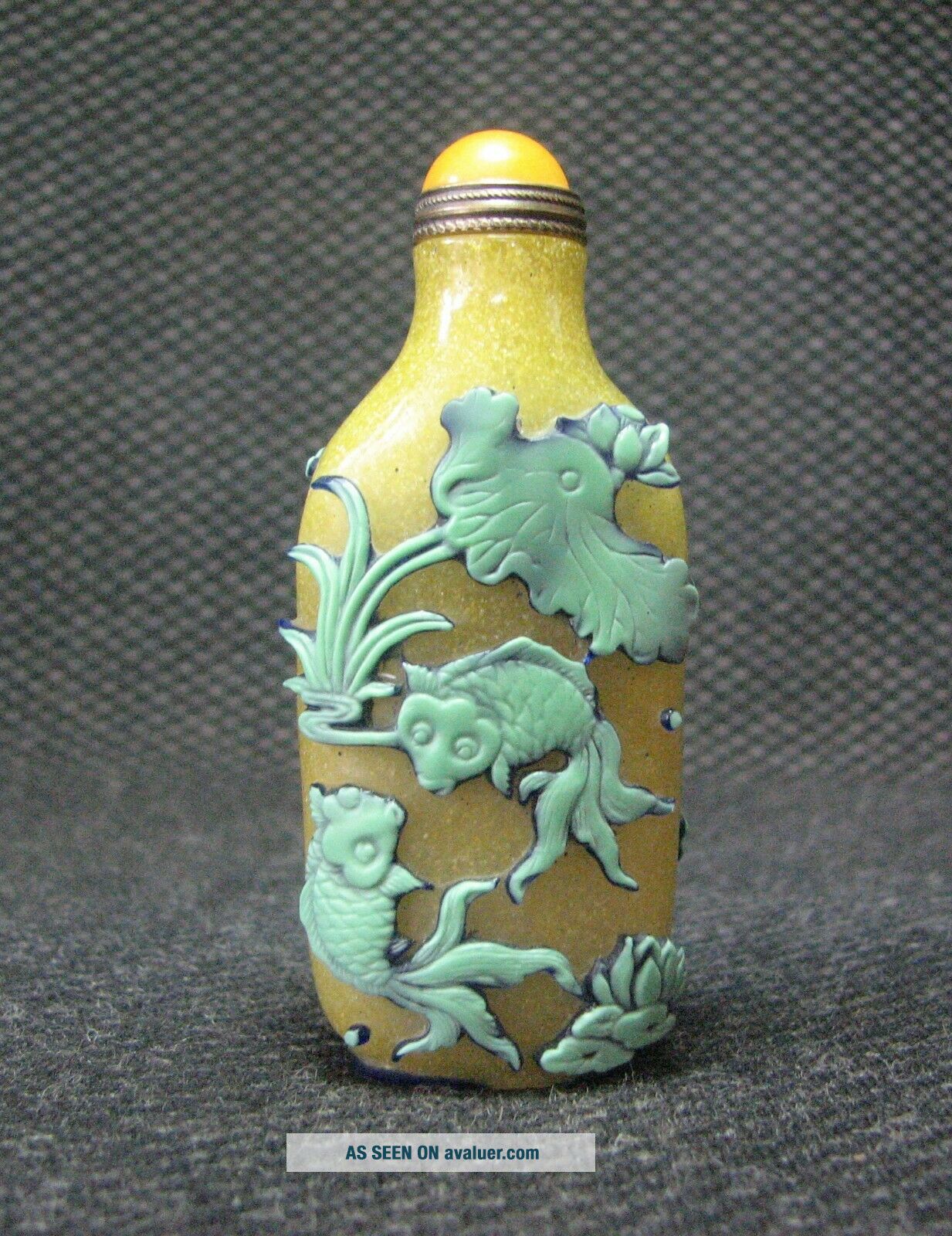 Traditional Chinese Glass Seiko Carve Goldfish Design Snuff Bottle ...
