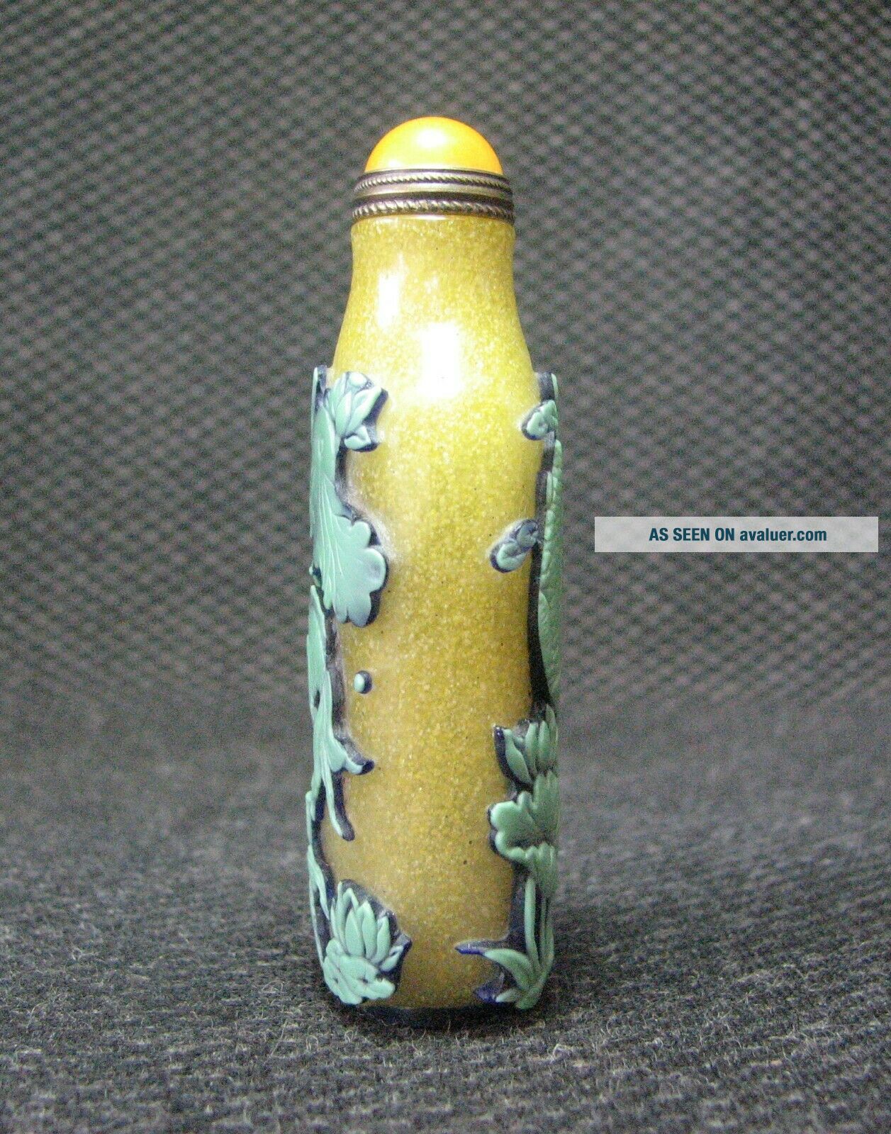 Traditional Chinese Glass Seiko Carve Goldfish Design Snuff Bottle ...