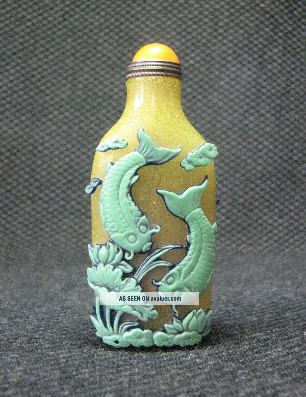 Traditional Chinese Glass Seiko Carve Goldfish Design Snuff Bottle ...