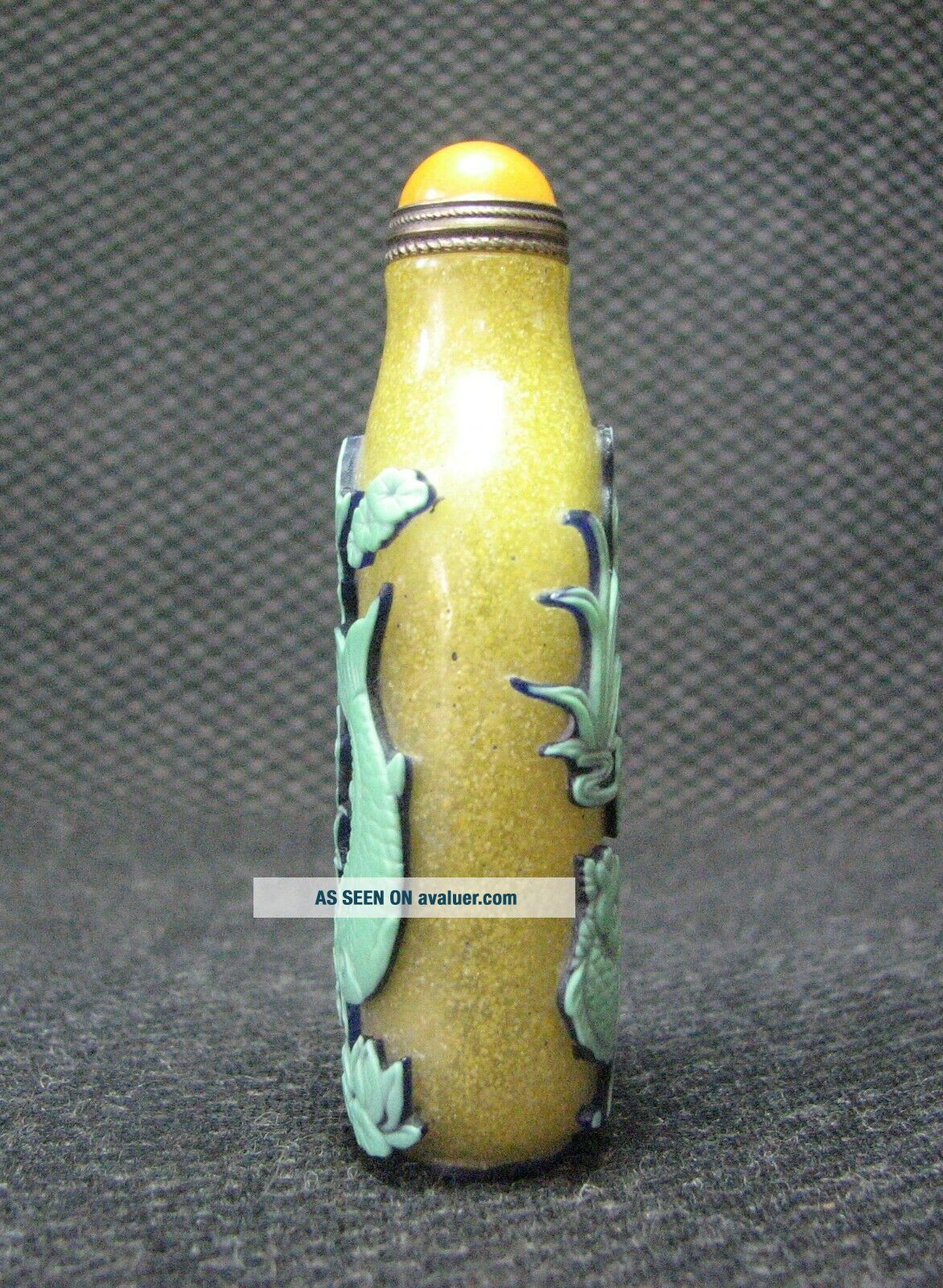 Traditional Chinese Glass Seiko Carve Goldfish Design Snuff Bottle ...