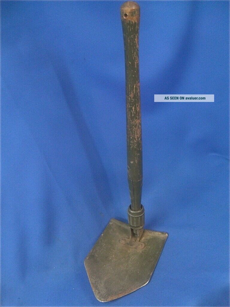 WWII US Army Folding Shovel With Canvas Carrier | #576897