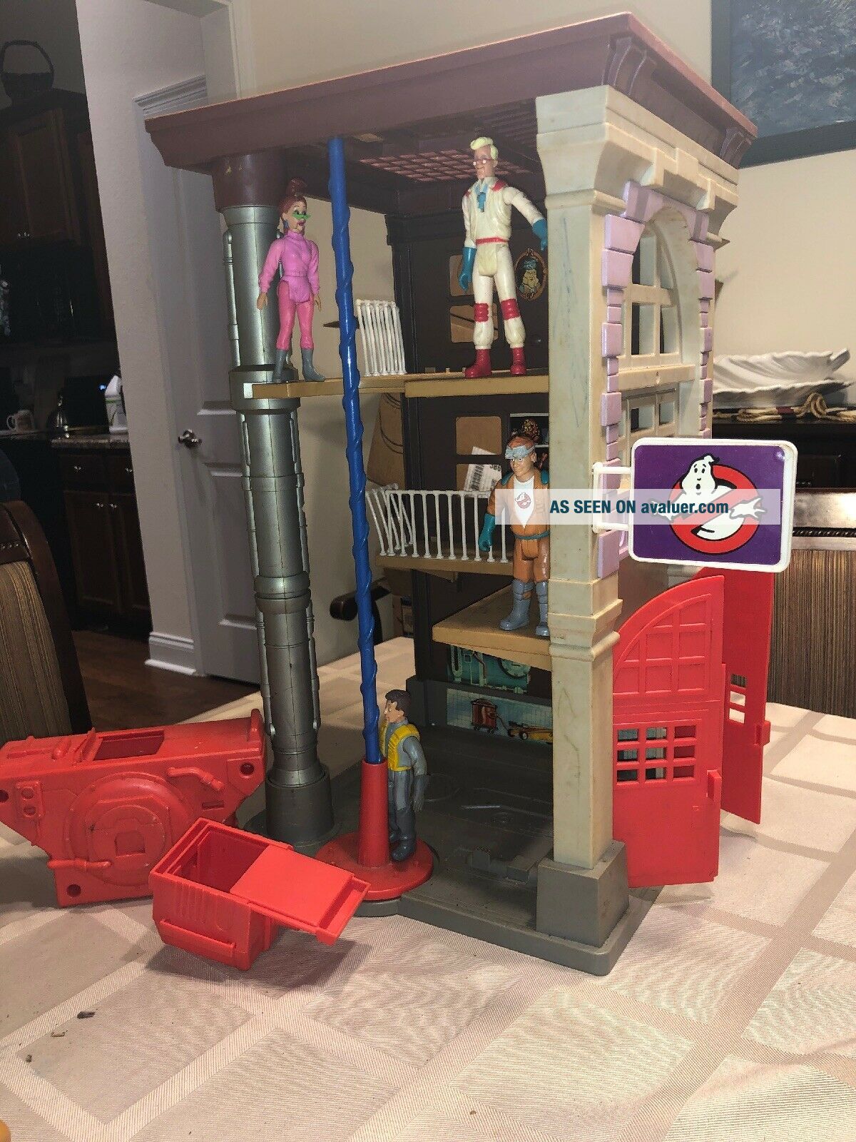 VINTAGE KENNER THE REAL GHOSTBUSTERS FIREHOUSE WITH CONTAINMENT And ...