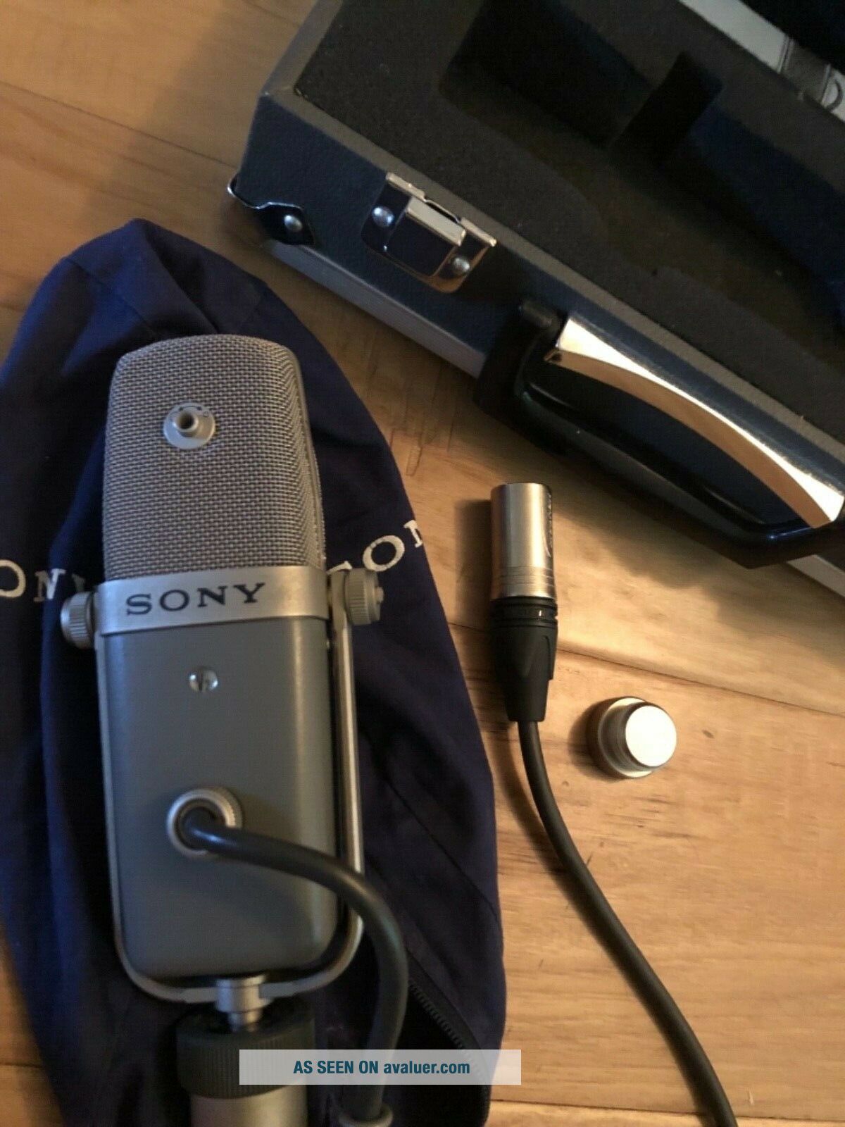 Vintage Sony C - 38B/ Condenser W/ Mic Stand Adapter And Case | #784491