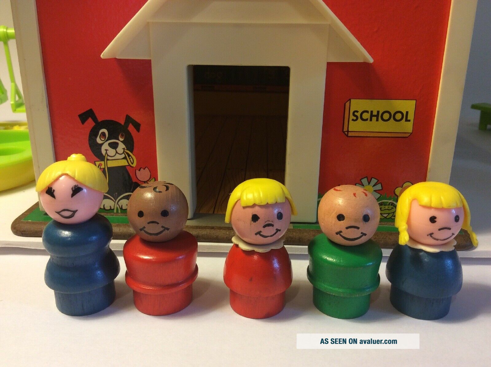 Vtg Fisher Price Little People Play Family 923 School House Playground ...