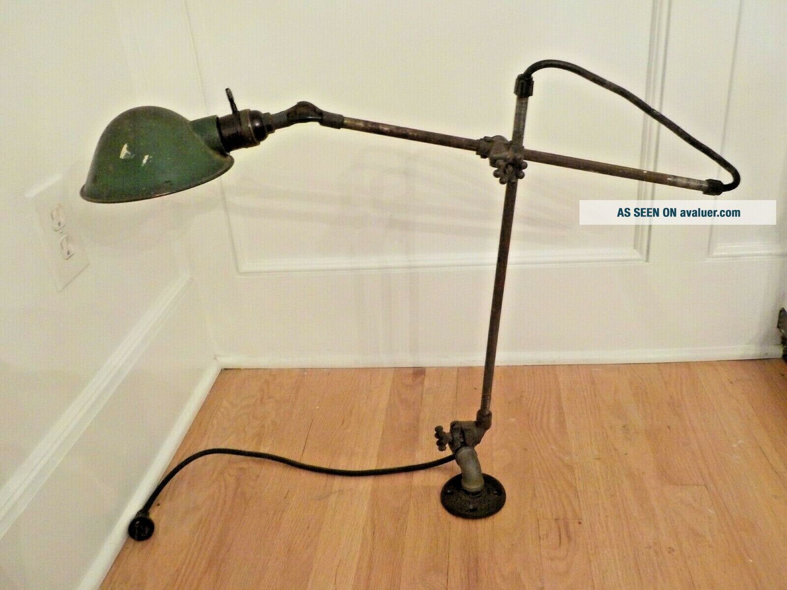 Vintage Industrial Articulating Shop Light /O. C. White All Green Shade ...