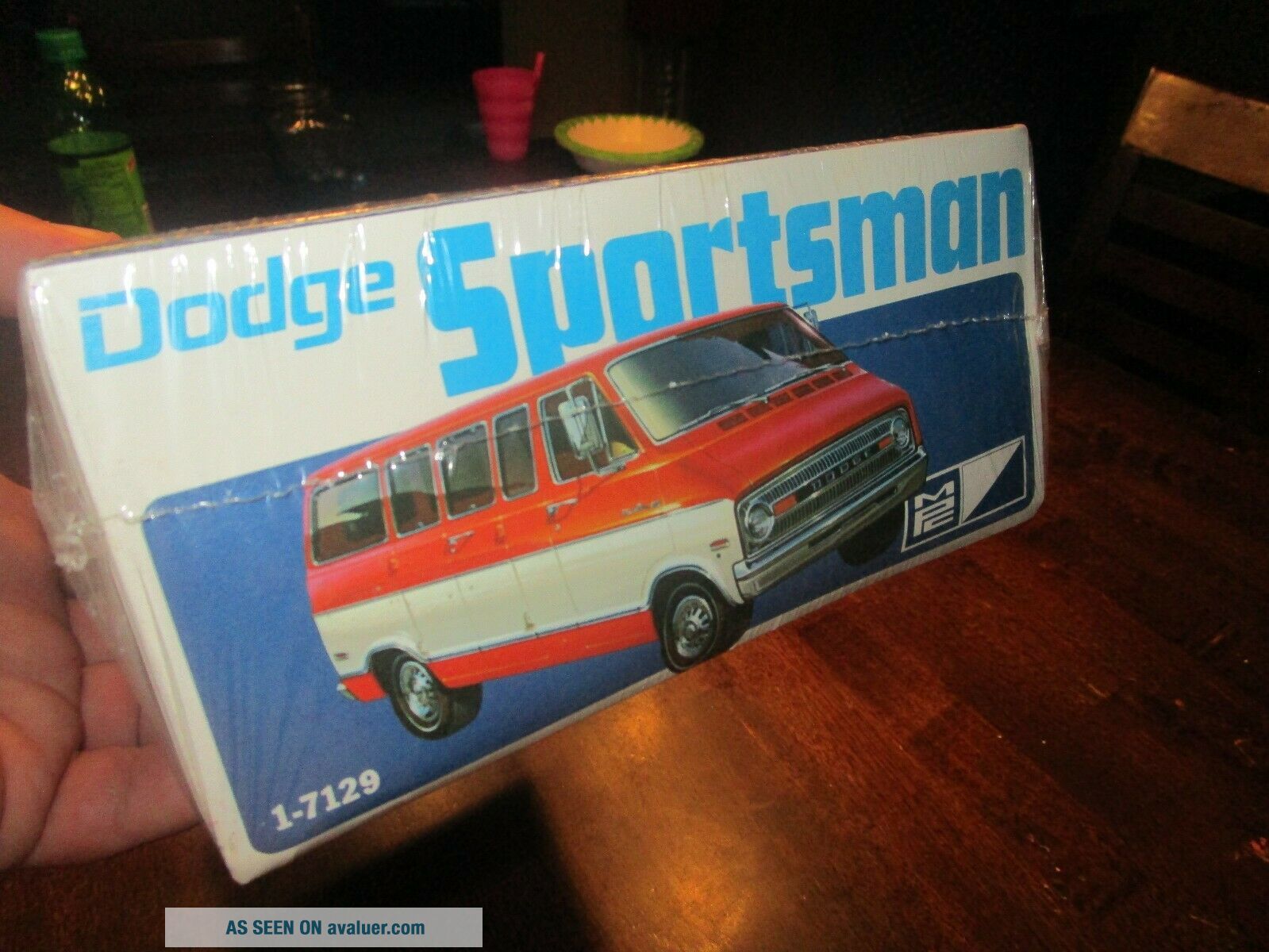DODGE SPORTSMAN VAN MPC 1/25 Factory | #922509
