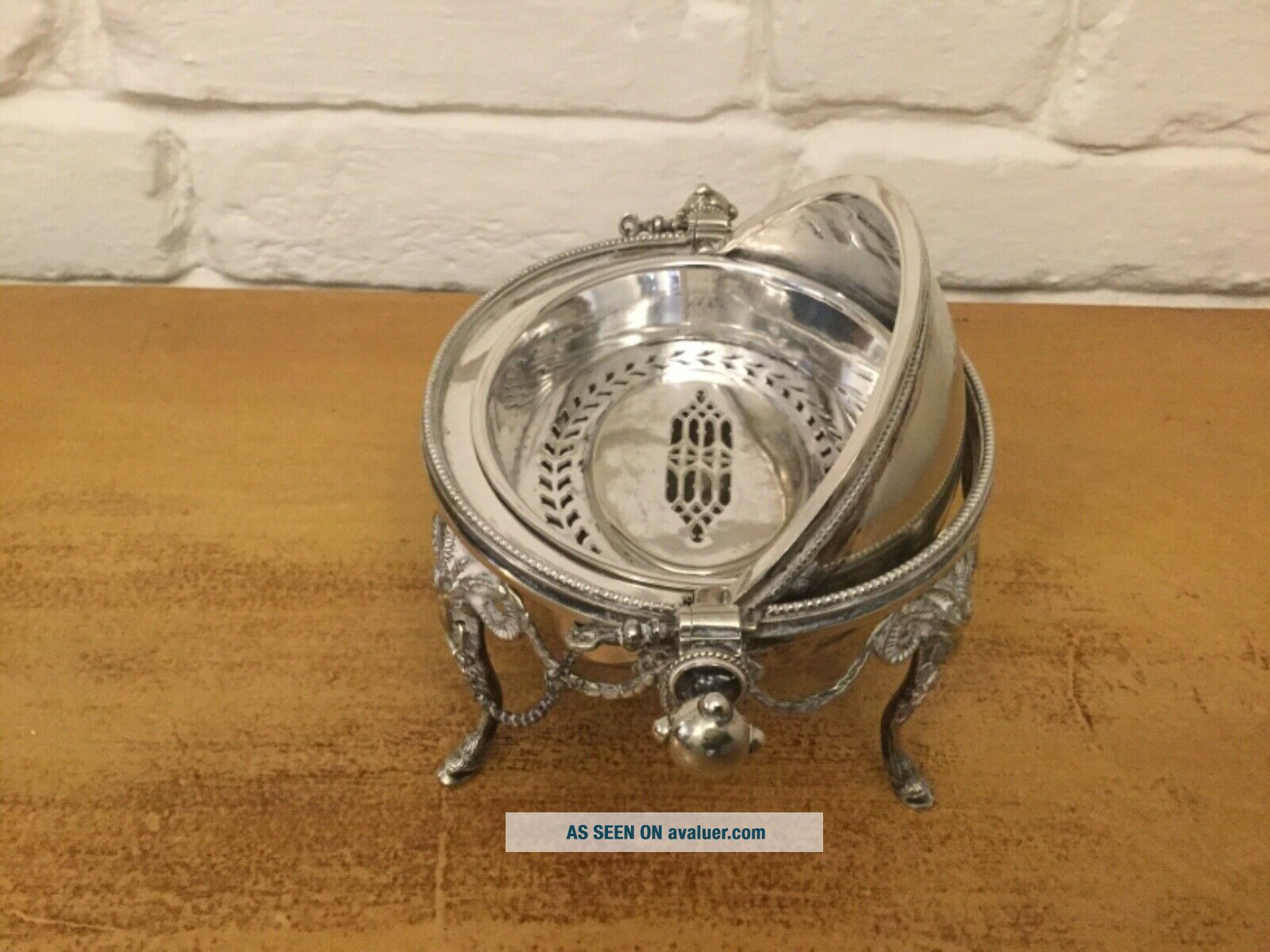 Lovely Silver Plate Partridge Serving Dish, Martin Hall & Co. | #948979