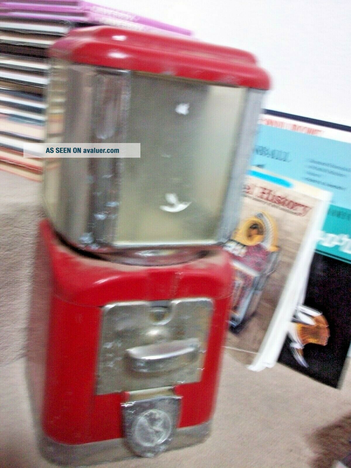 Vintage 5¢ Acorn/Universal Gumball Vending Machine Project 6 Globe ...