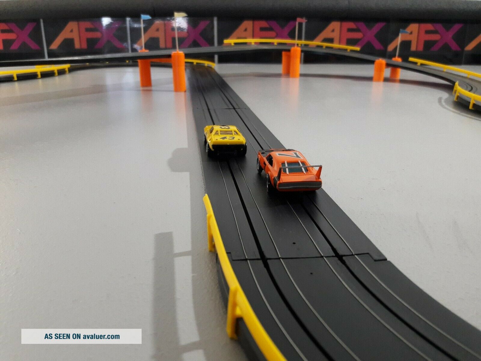 AURORA AFX VINTAGE CLASSIS CALIFORNIA SPEEDWAY ELECTRIC HO RACING SET ...