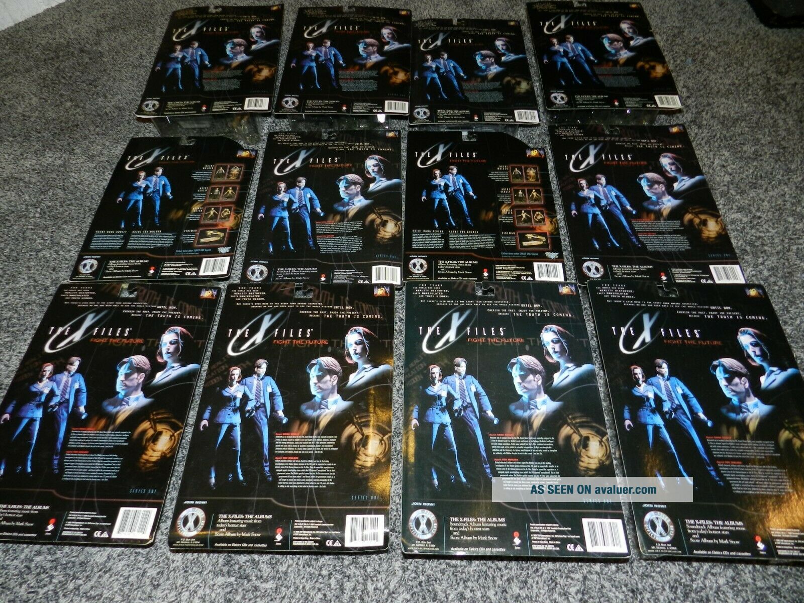 VINTAGE CASE Of 12 THE X - FILES NIP ACTION FIGURES 1998 McFARLANE ...