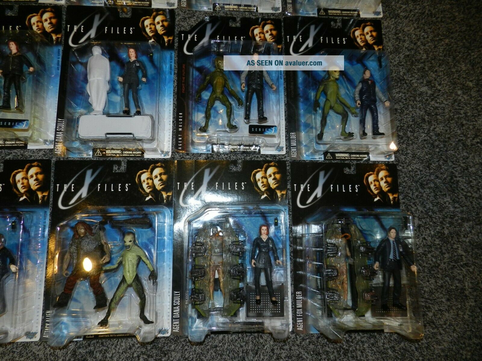 VINTAGE CASE Of 12 THE X - FILES NIP ACTION FIGURES 1998 McFARLANE ...