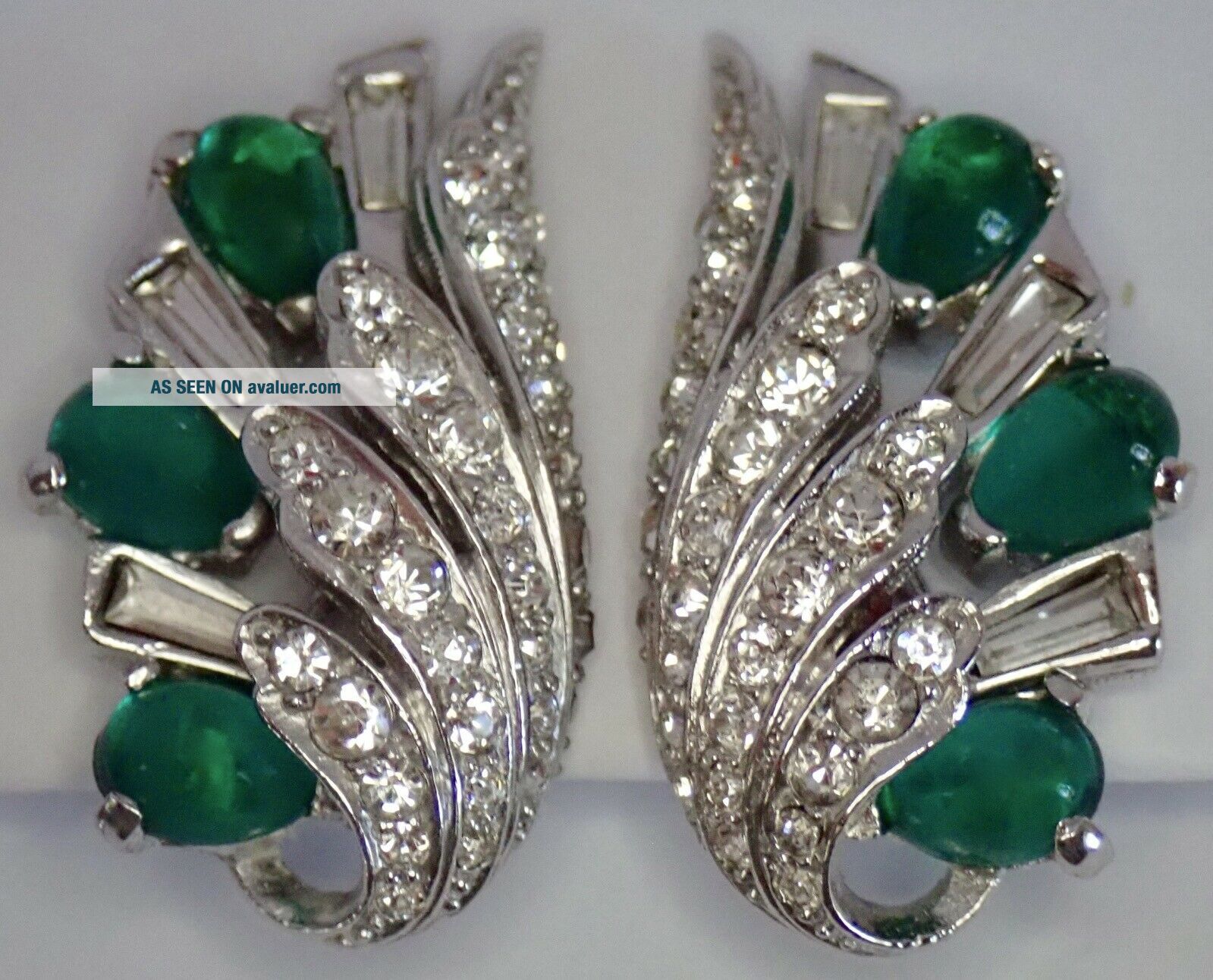 VINTAGE MARCEL BOUCHER RHODIUM PLATE EMERALD CRYSTAL RHINESTONE ...