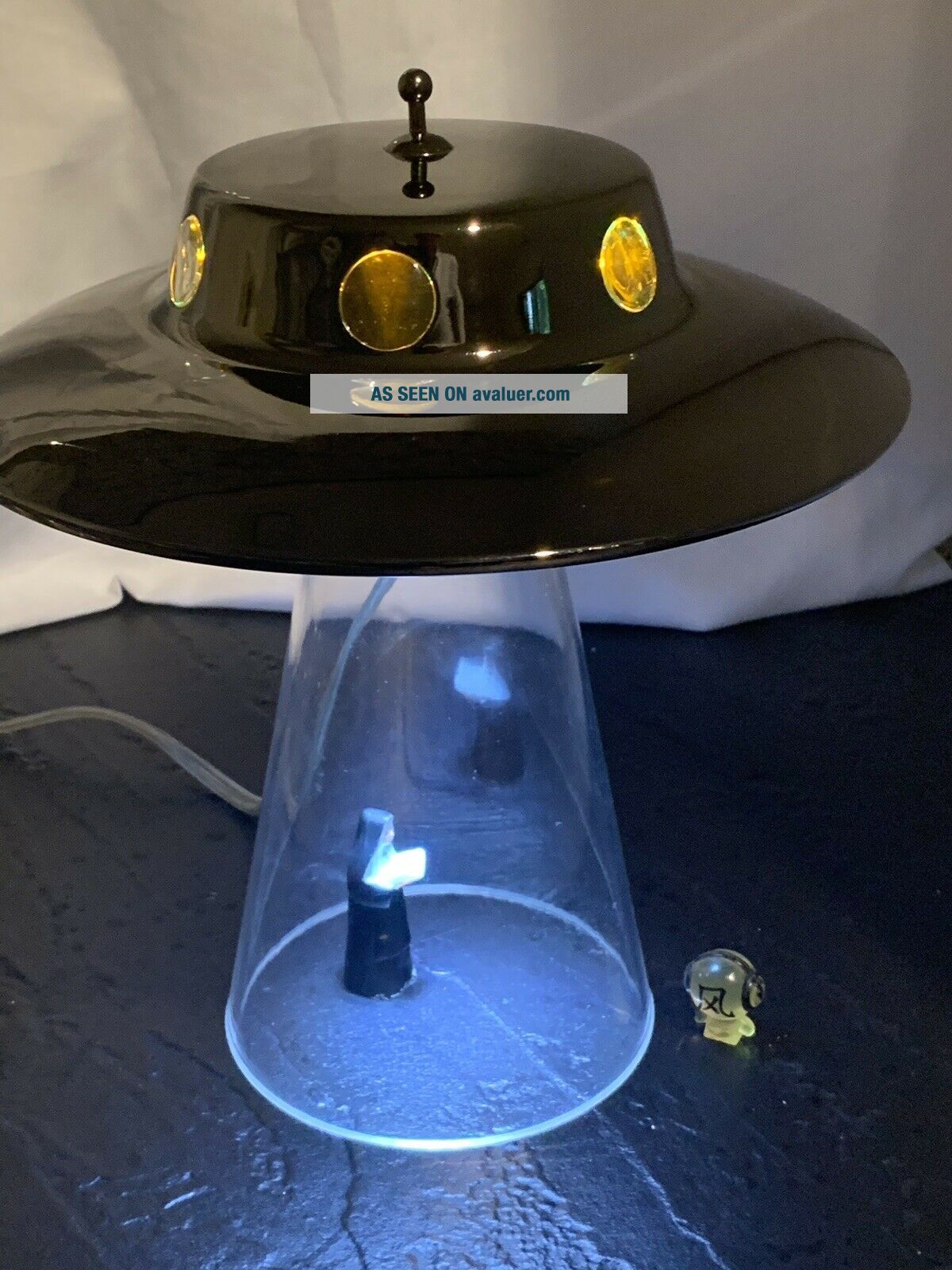 RARE The Alien Abduction Lamp By Lasse Klein | #1218413